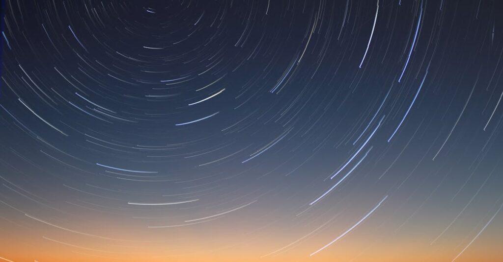 La danse de la Lune : quel est son mouvement autour de la Terre
