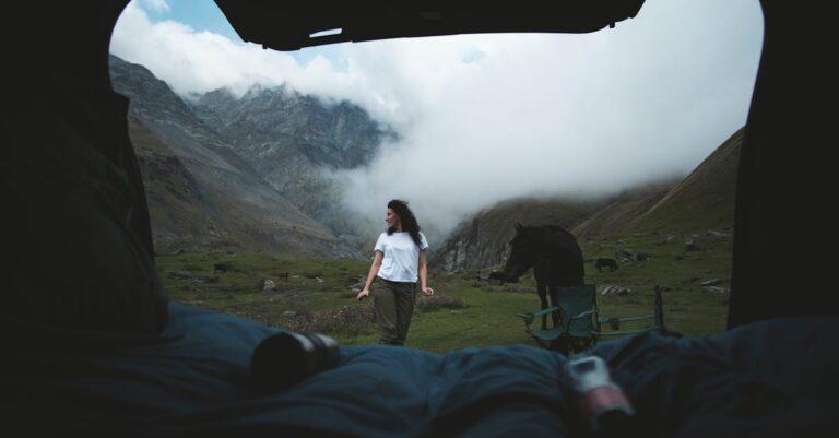 Retrouver une personne perdue de vue : astuces simples et efficaces