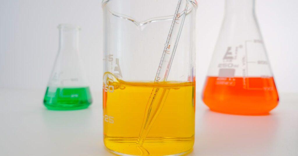 Liquides incompatibles : causes et explications